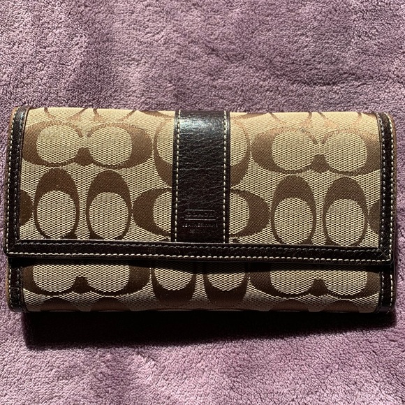 Coach | Bags | Coach Signature Leather Checkbook Wallet | Poshmark
